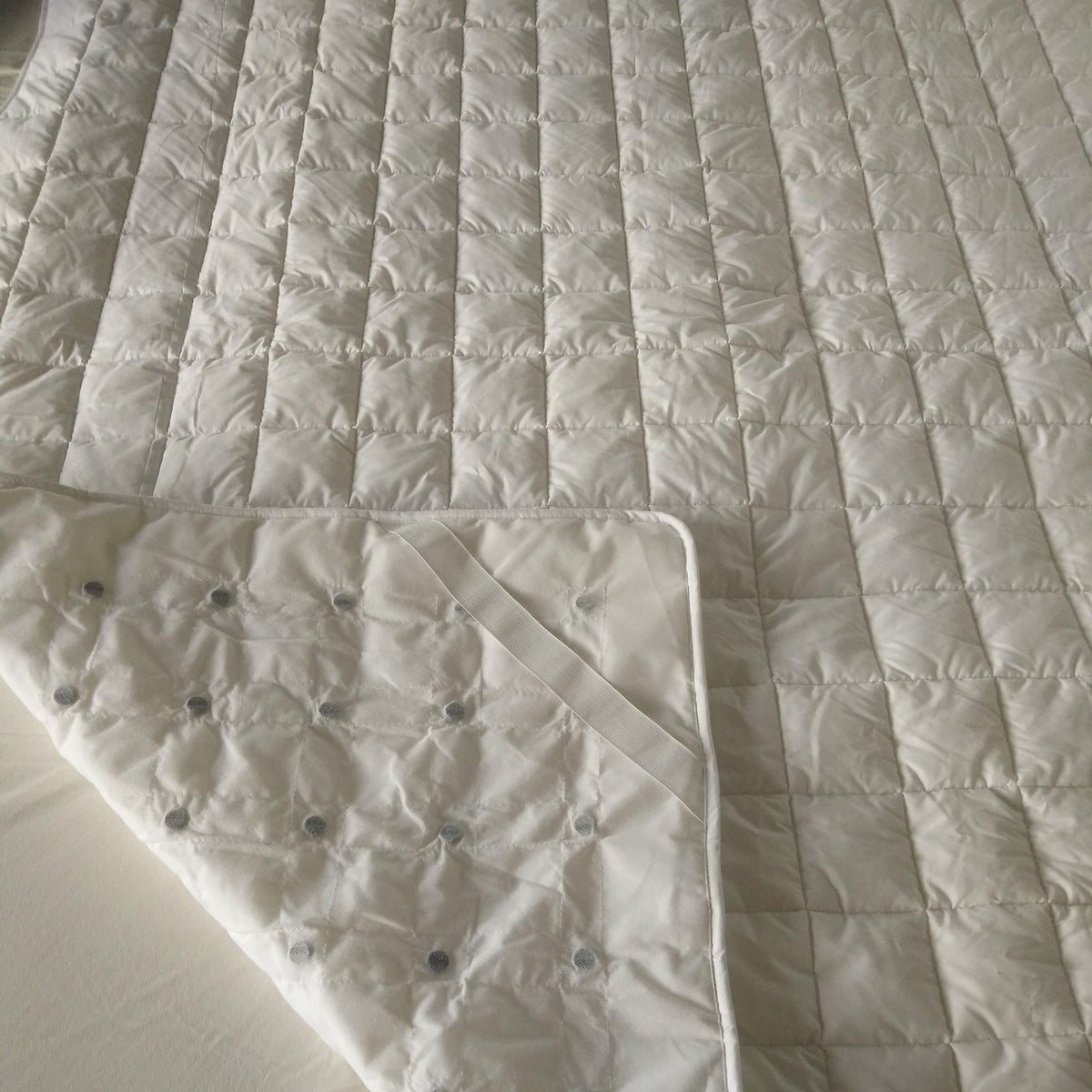 Magnetic Mattress Pad